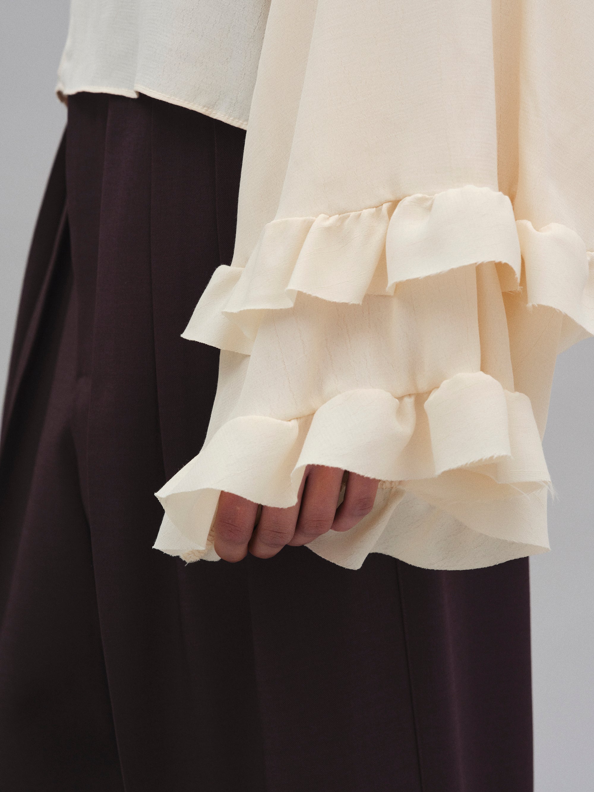 Ruffle Sleeve Fluid Blouse, Ivory – SourceUnknown